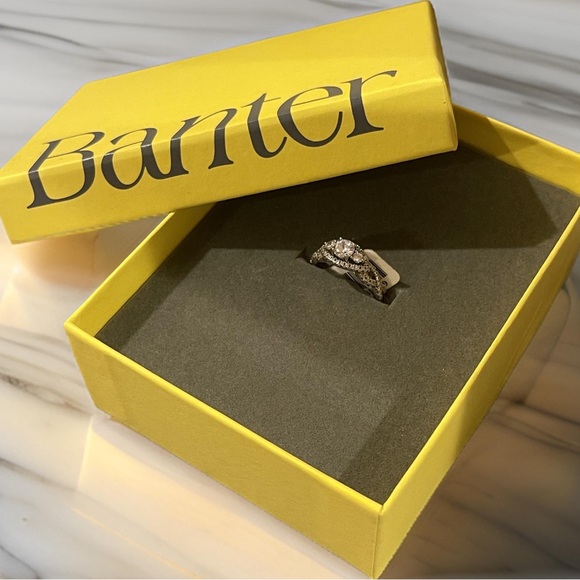 Vintage | Jewelry | Banter Three Stone Swirl Cubic Zirconia Accent Ring ...